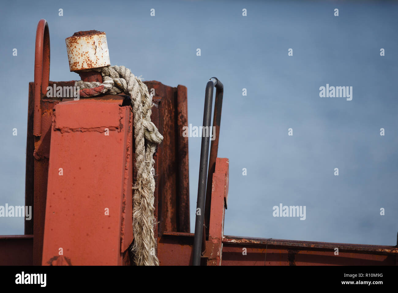 Detail of rusted chains on an old sailing ship Stock Photo - Alamy