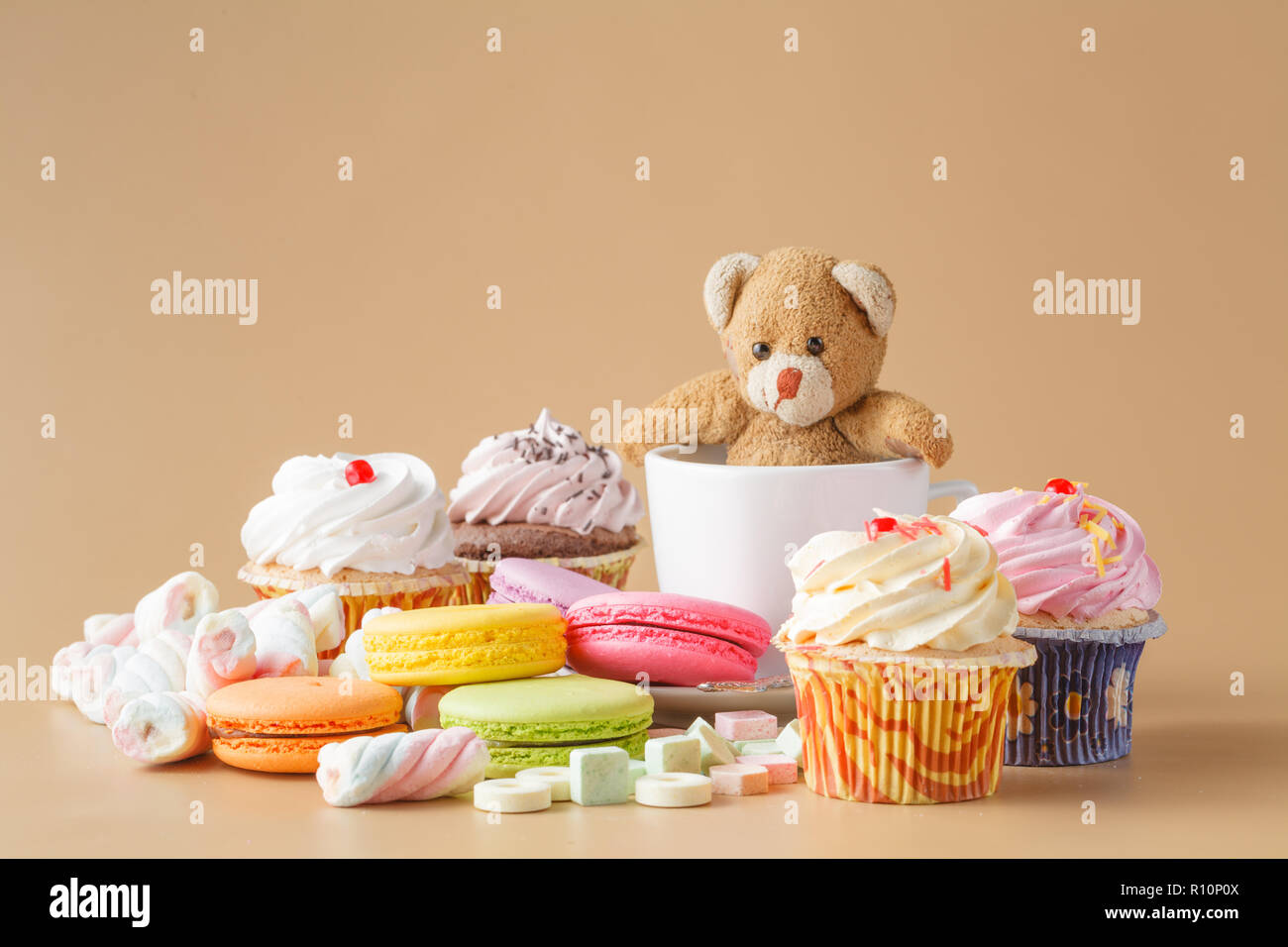 Colorfu colourful hi-res stock photography and images - Alamy