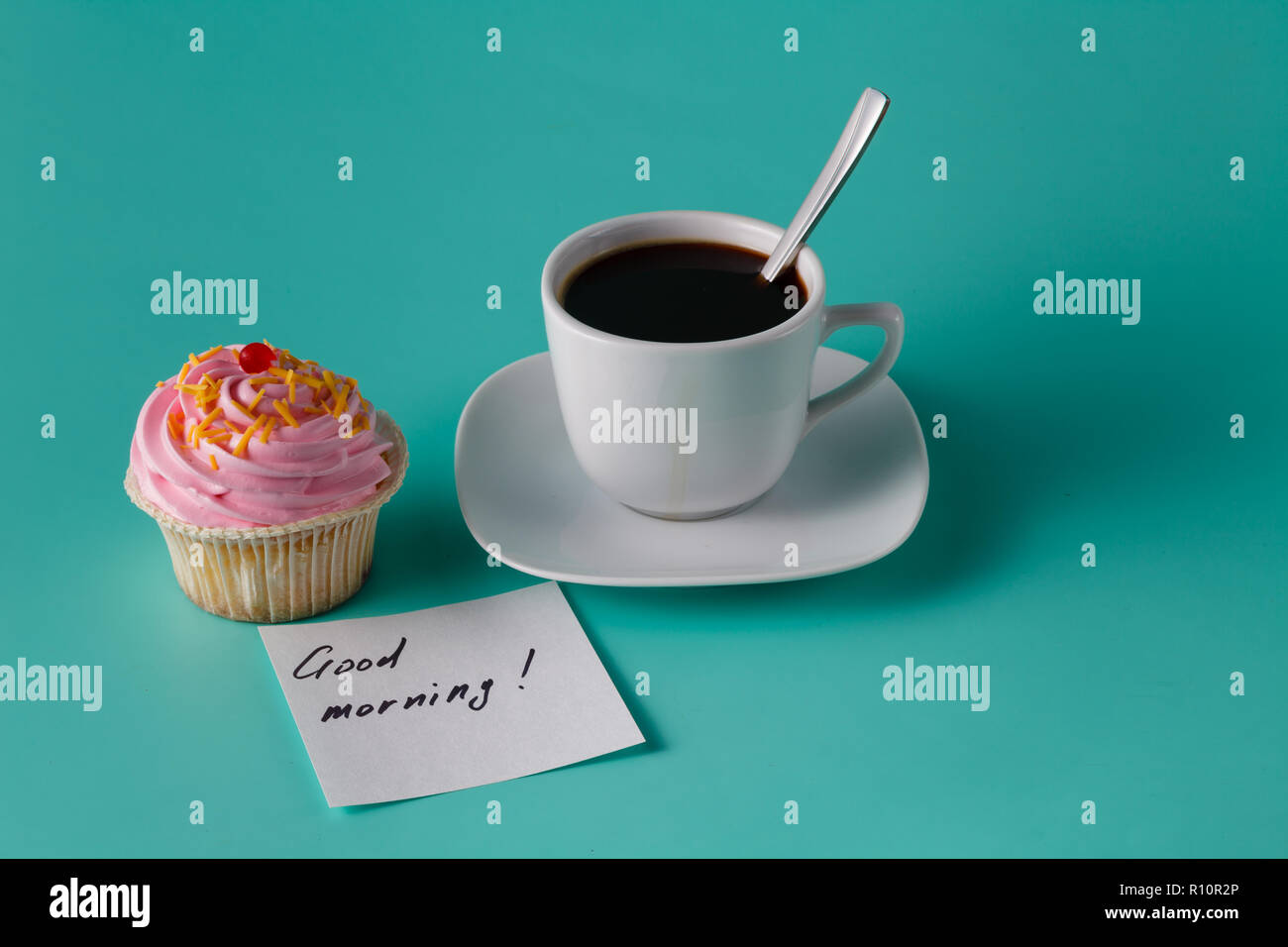 Cupcake icing message hi-res stock photography and images - Alamy