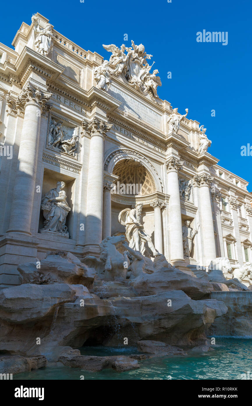 ROME, ITALY - OCTOBER 26, 2018: Trevi Fountain. Aqueduct-fed rococo ...