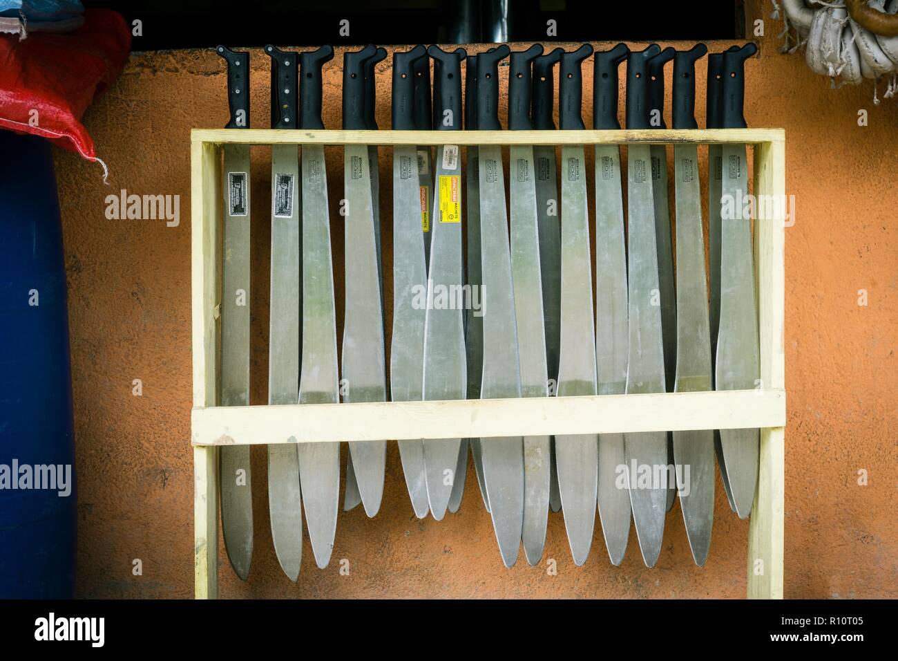 Central american machete hi-res stock photography and images - Alamy