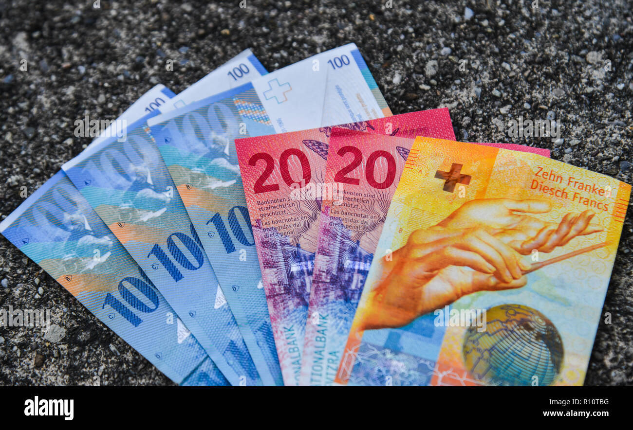 Collection of the new Swiss banknotes (issued in 2017 Stock Photo - Alamy