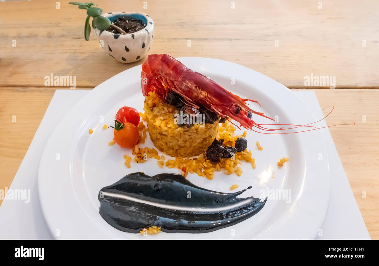 Gamba prawns hi-res stock photography and images - Alamy