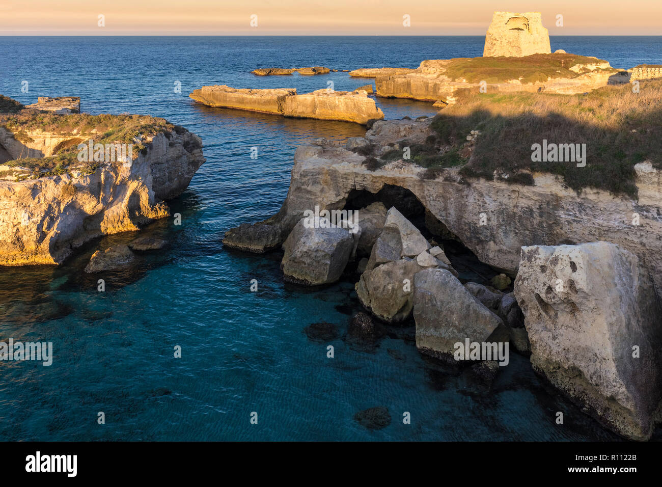 Roca vecchia hi-res stock photography and images - Alamy