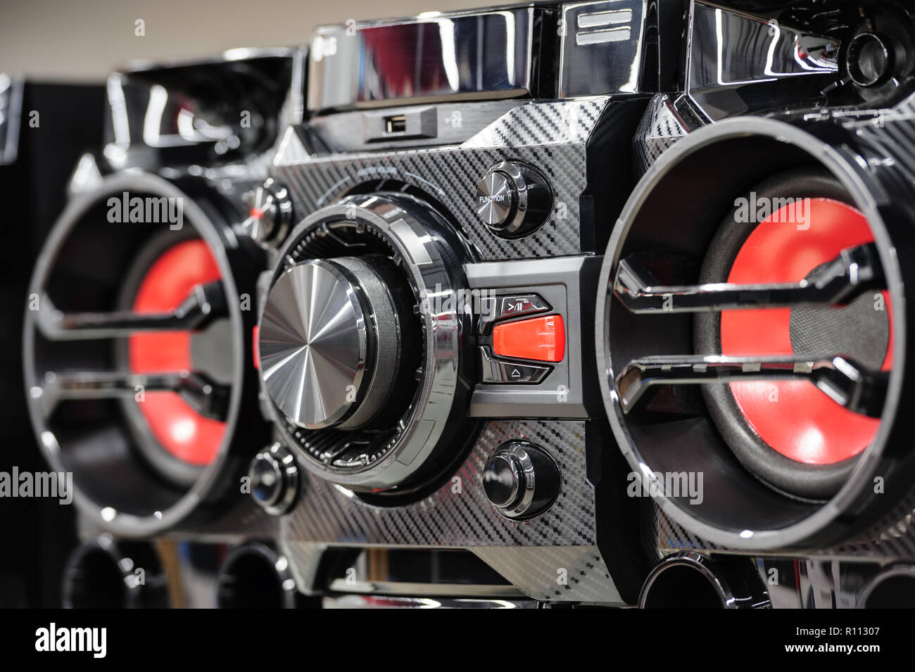 Stereo system hi-res stock photography and images - Alamy