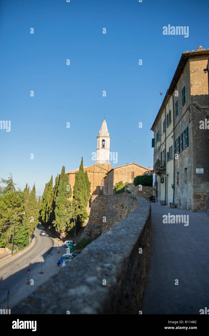 Pienza cathedral tuscany hi-res stock photography and images - Alamy
