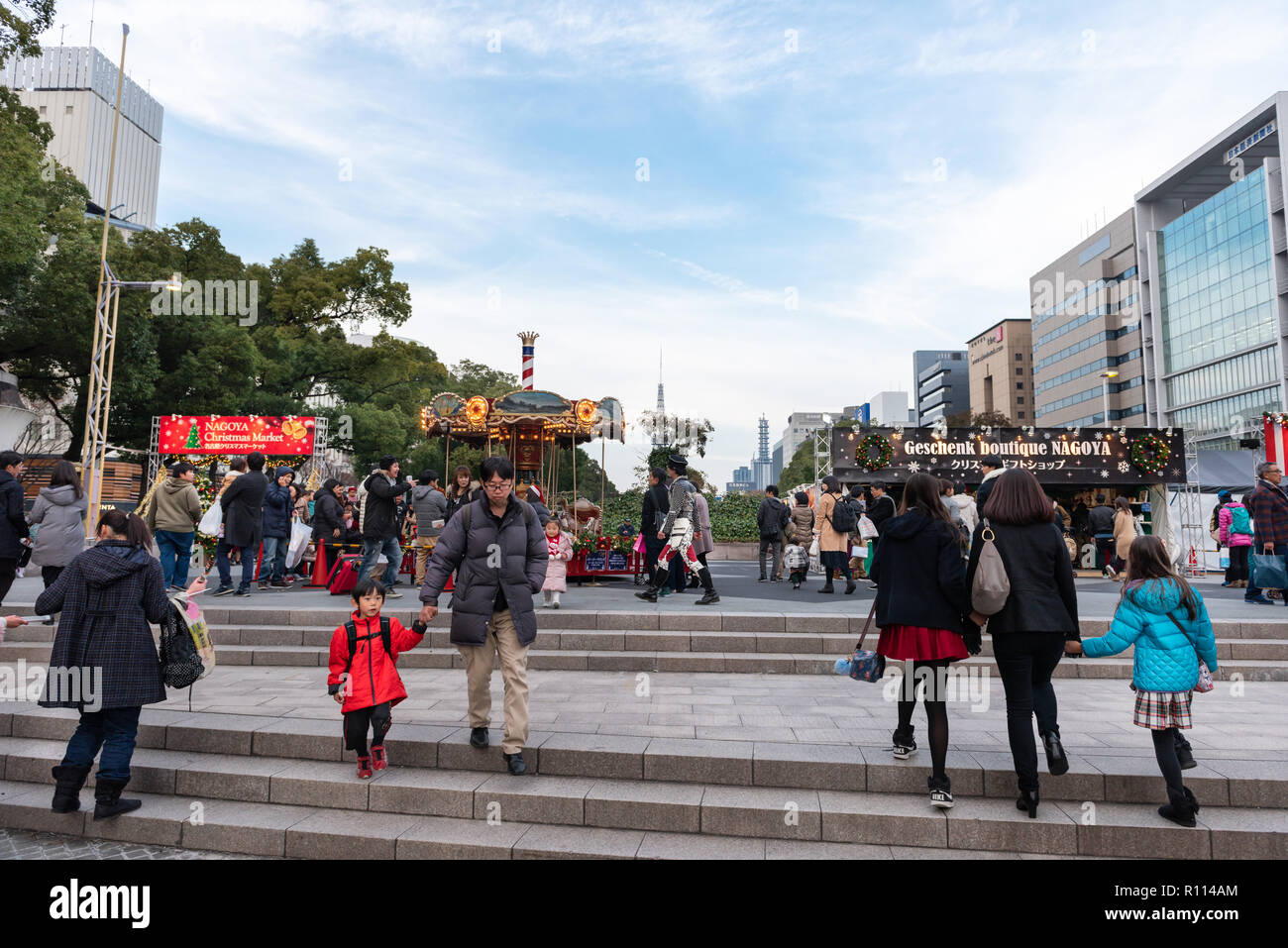 Japanese market hi-res stock photography and images - Alamy