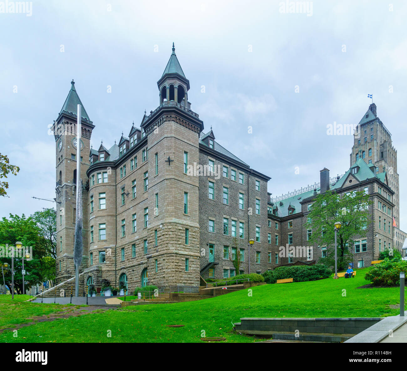 Quebec town hall hi-res stock photography and images - Alamy