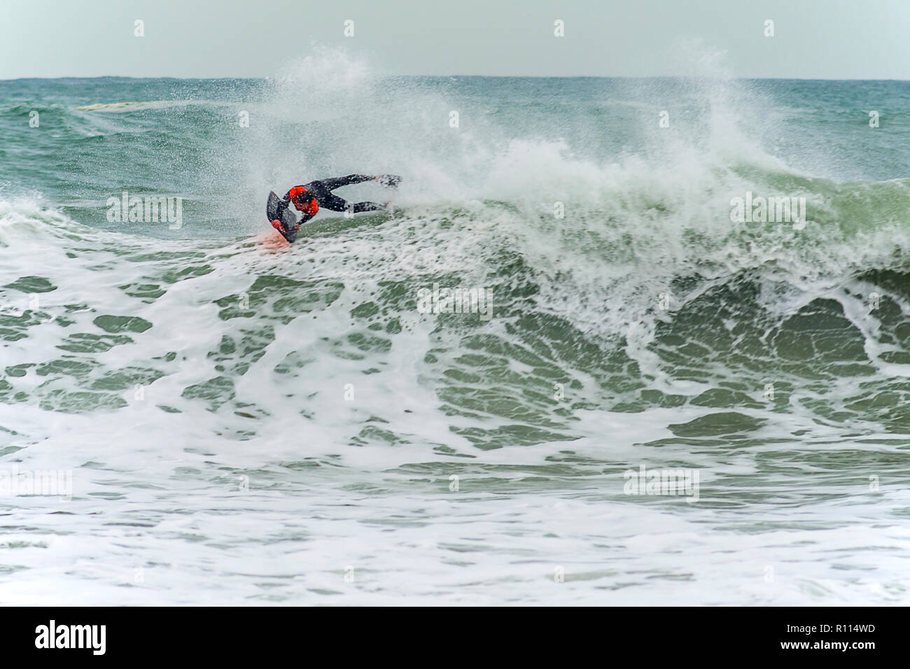 Flipping on the wave top hi-res stock photography and images - Alamy