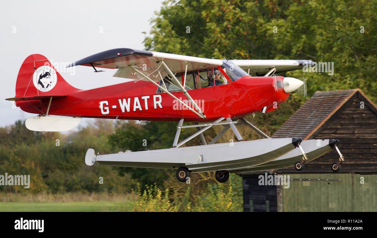 Aviat Husky-A-1 seaplane (G-WATR Stock Photo - Alamy