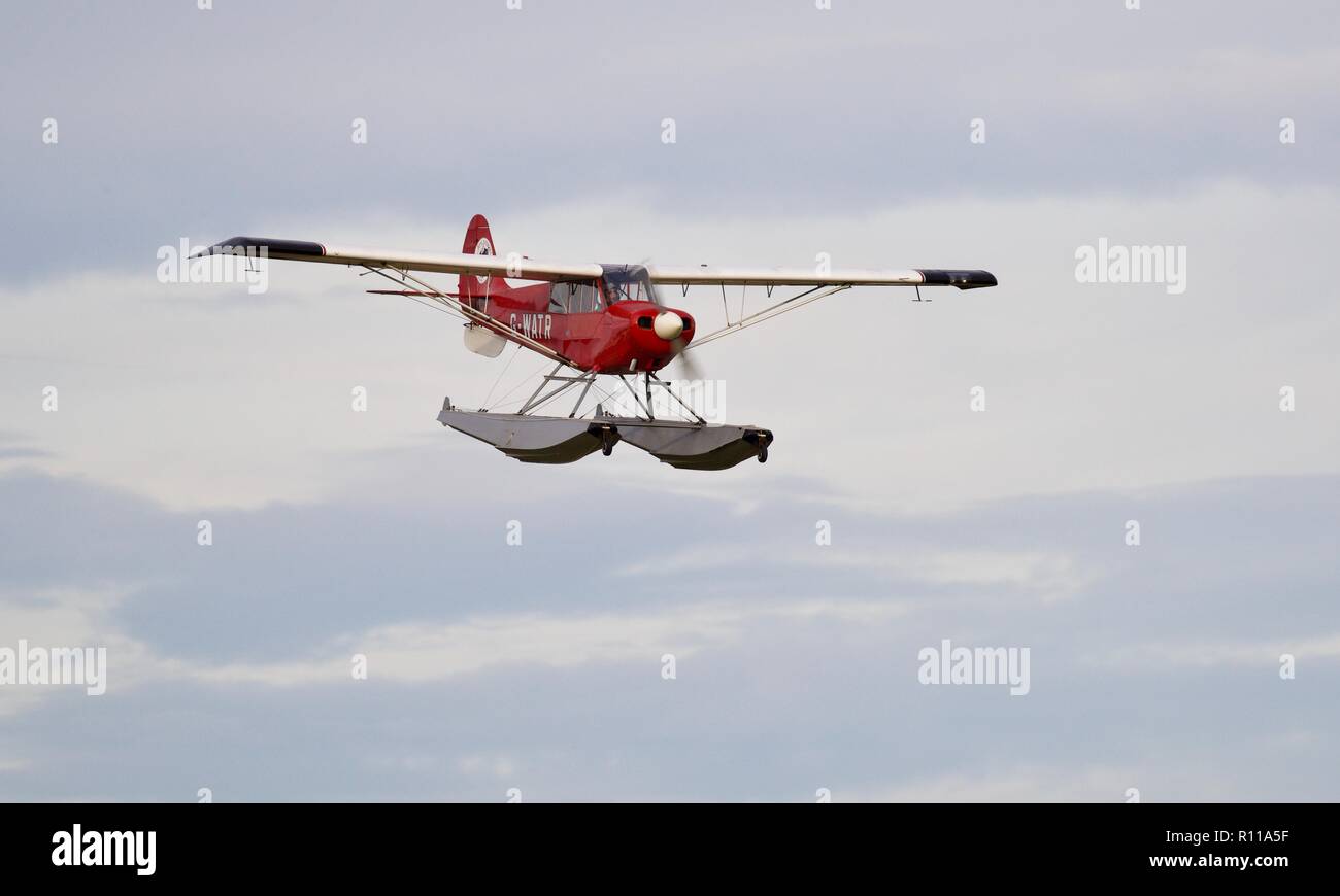 Aviat Husky-A-1 seaplane (G-WATR Stock Photo - Alamy