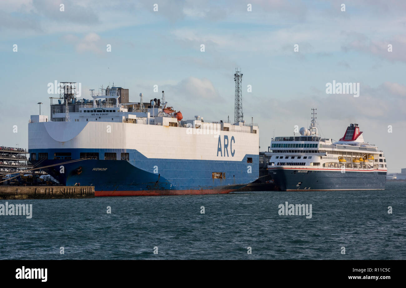 Fred olsen cruise ship braemar hi-res stock photography and images - Alamy