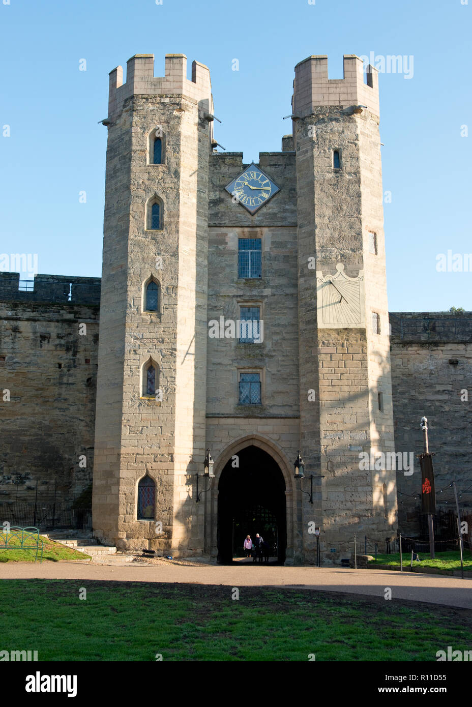 Gatehouse to Warwick Castle. England Stock Photo - Alamy