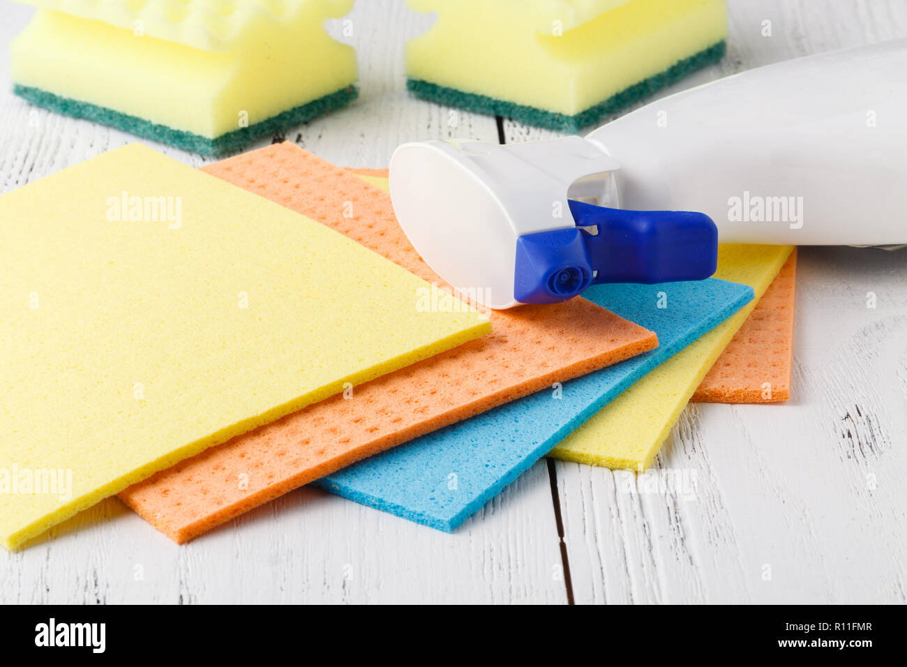 wash that something spray and cloth Stock Photo - Alamy