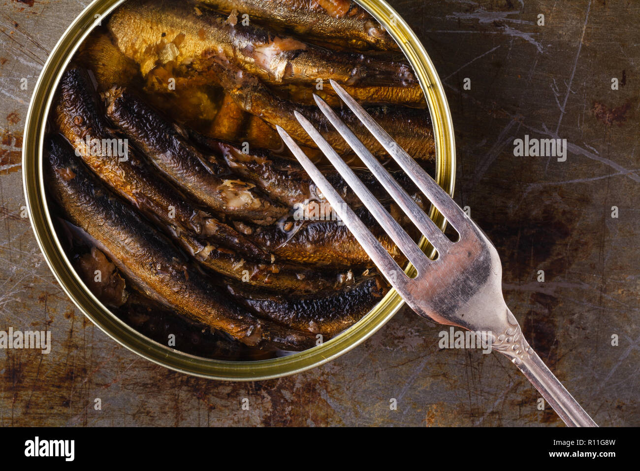 Fish deliveries hi-res stock photography and images - Alamy