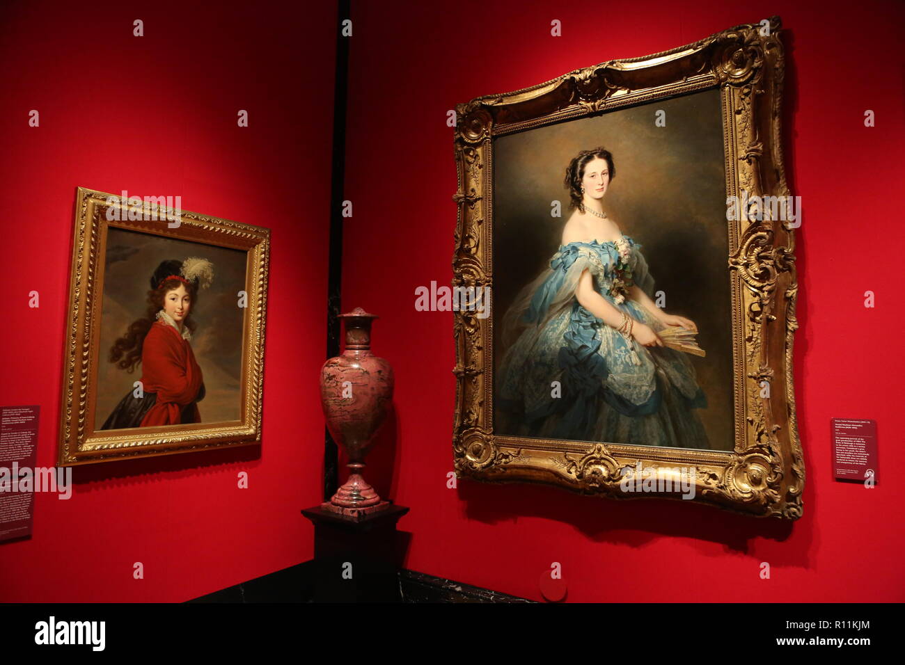 Buckingham palace queens gallery 2018 hi-res stock photography and ...