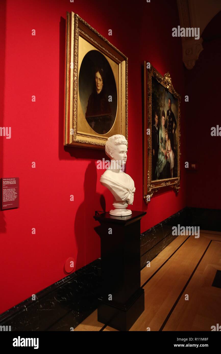 The Queen's Gallery , Buckingham Palace Stock Photo - Alamy