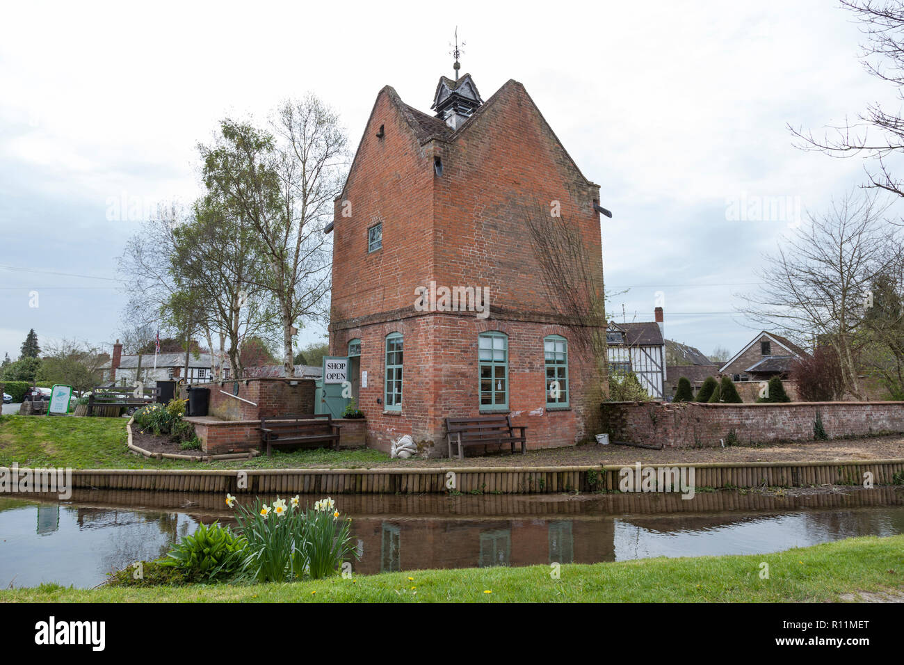 The unusual 17th Century dovecote in Eardisland, Herefordshire Stock ...