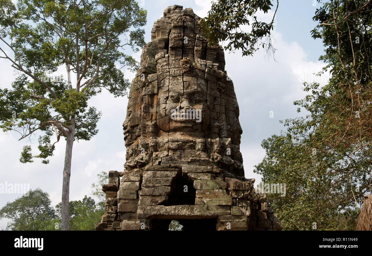 Angkor Thom Bayon Face Tower Stock Photo - Alamy