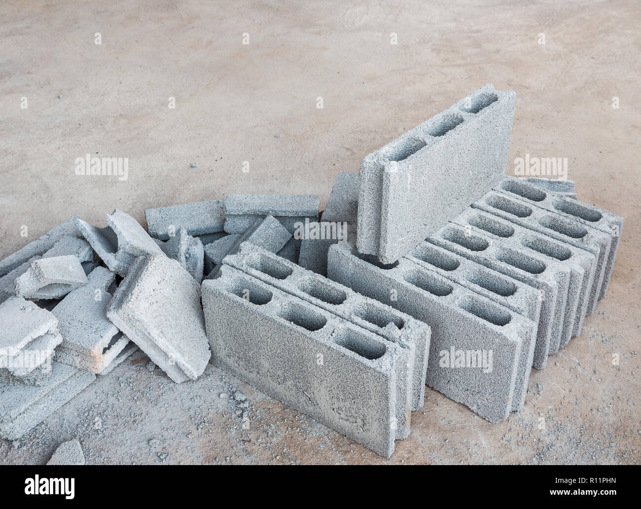 Cinder Block House Stock Photos & Cinder Block House Stock Images - Alamy