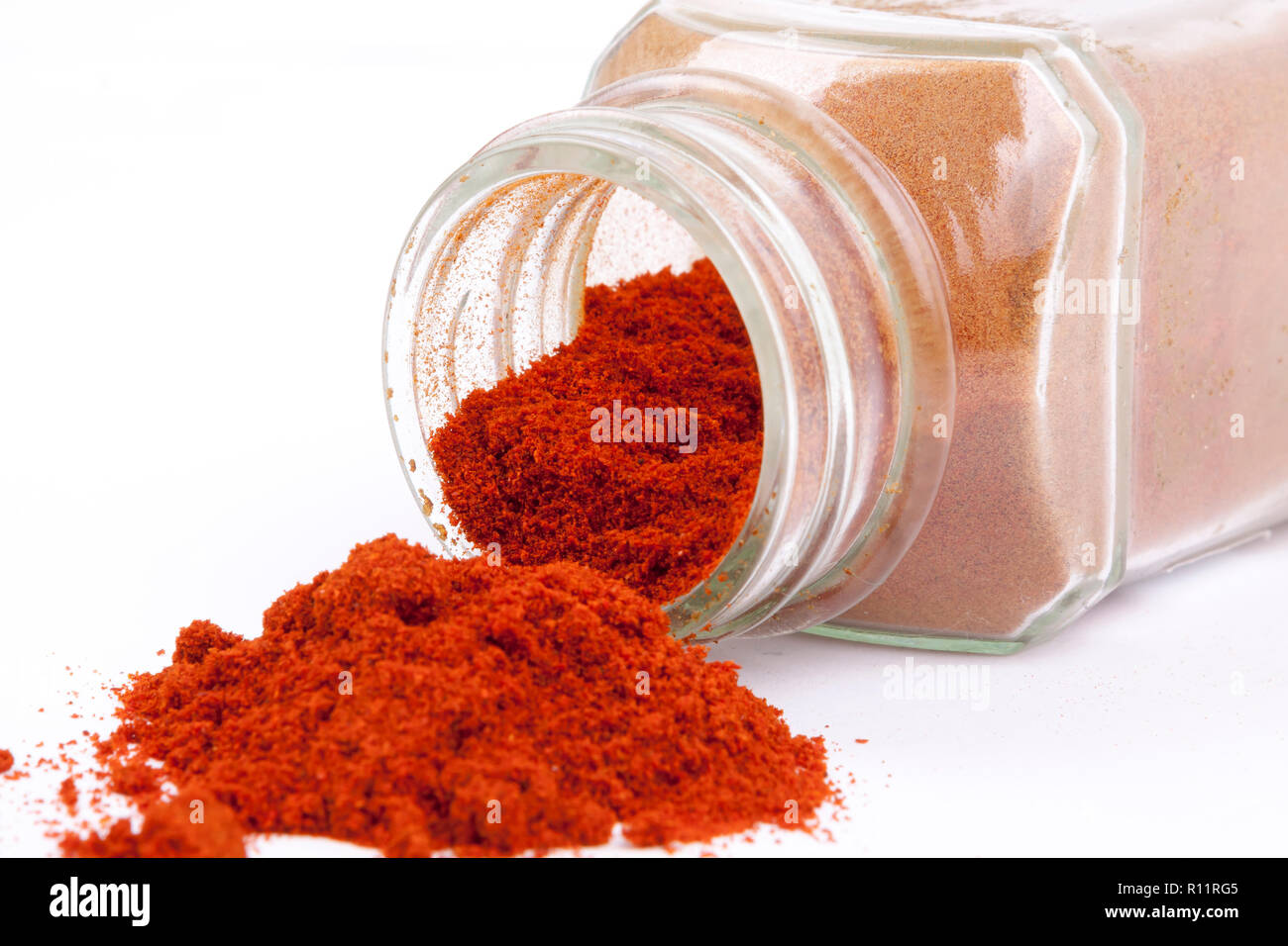 Spilled spices hi-res stock photography and images - Alamy