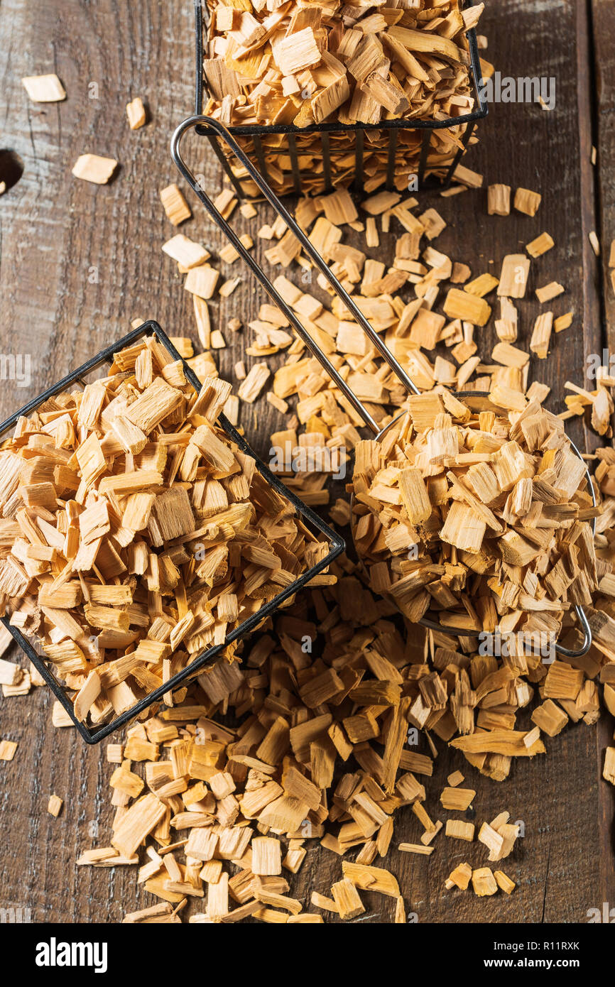 Wood chips texture hi-res stock photography and images - Alamy