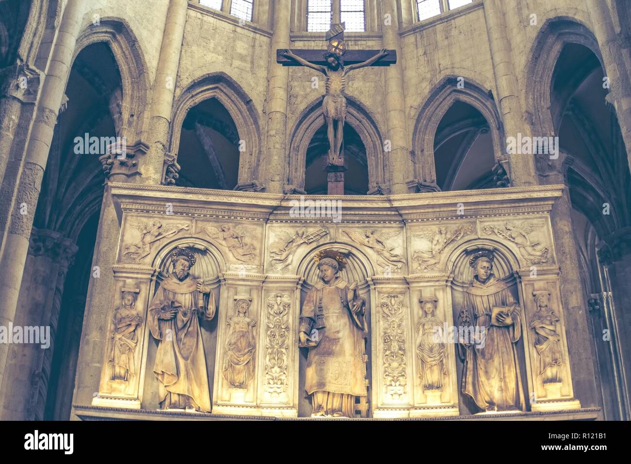 The apse with arches in Gothic style of the San Lorenzo Maggiore ...