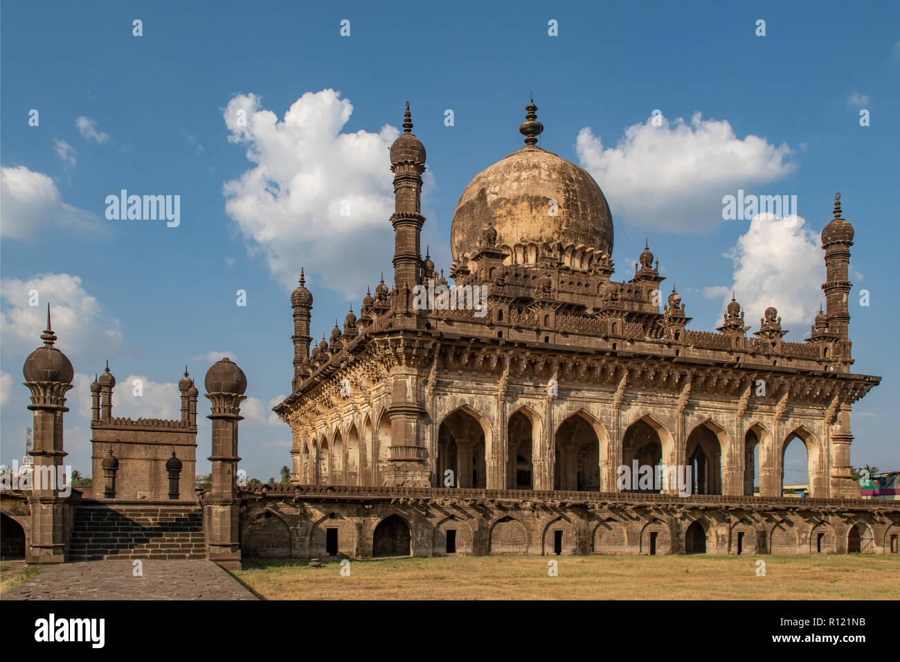 Mausoleum of Ibrahim Rouza, Vijayapura, Karnataka, India Stock Photo ...