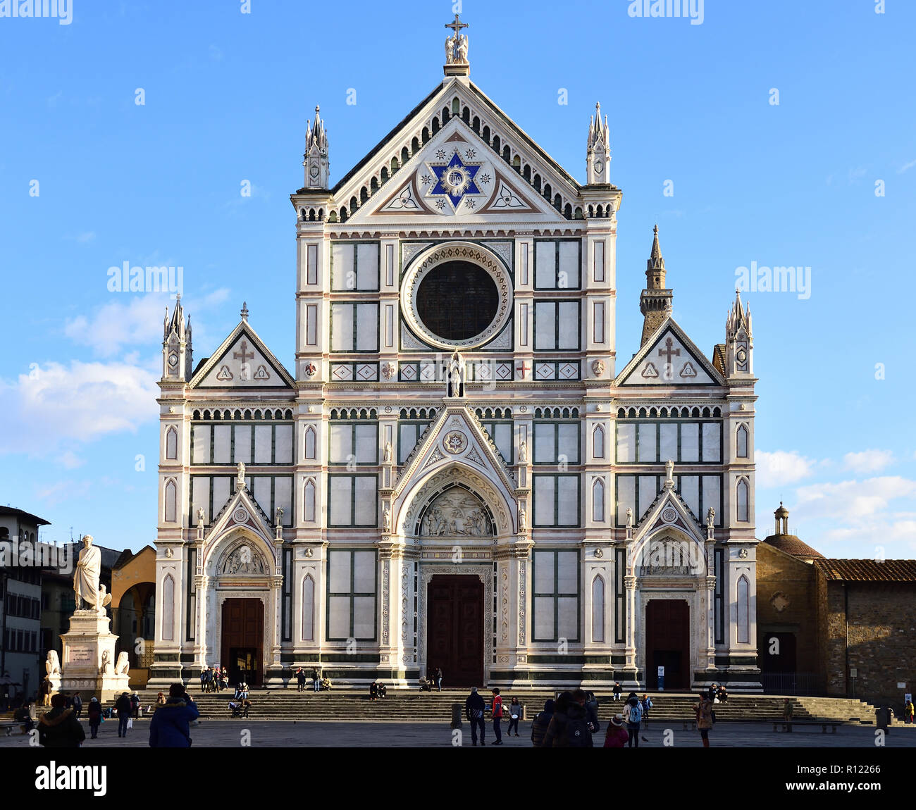 Basilica di Santa Croce (Basilica of the Holy Cross), Florence, Italy ...
