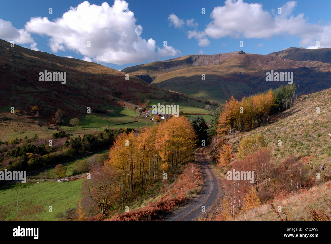 Landscape in wales hi-res stock photography and images - Alamy