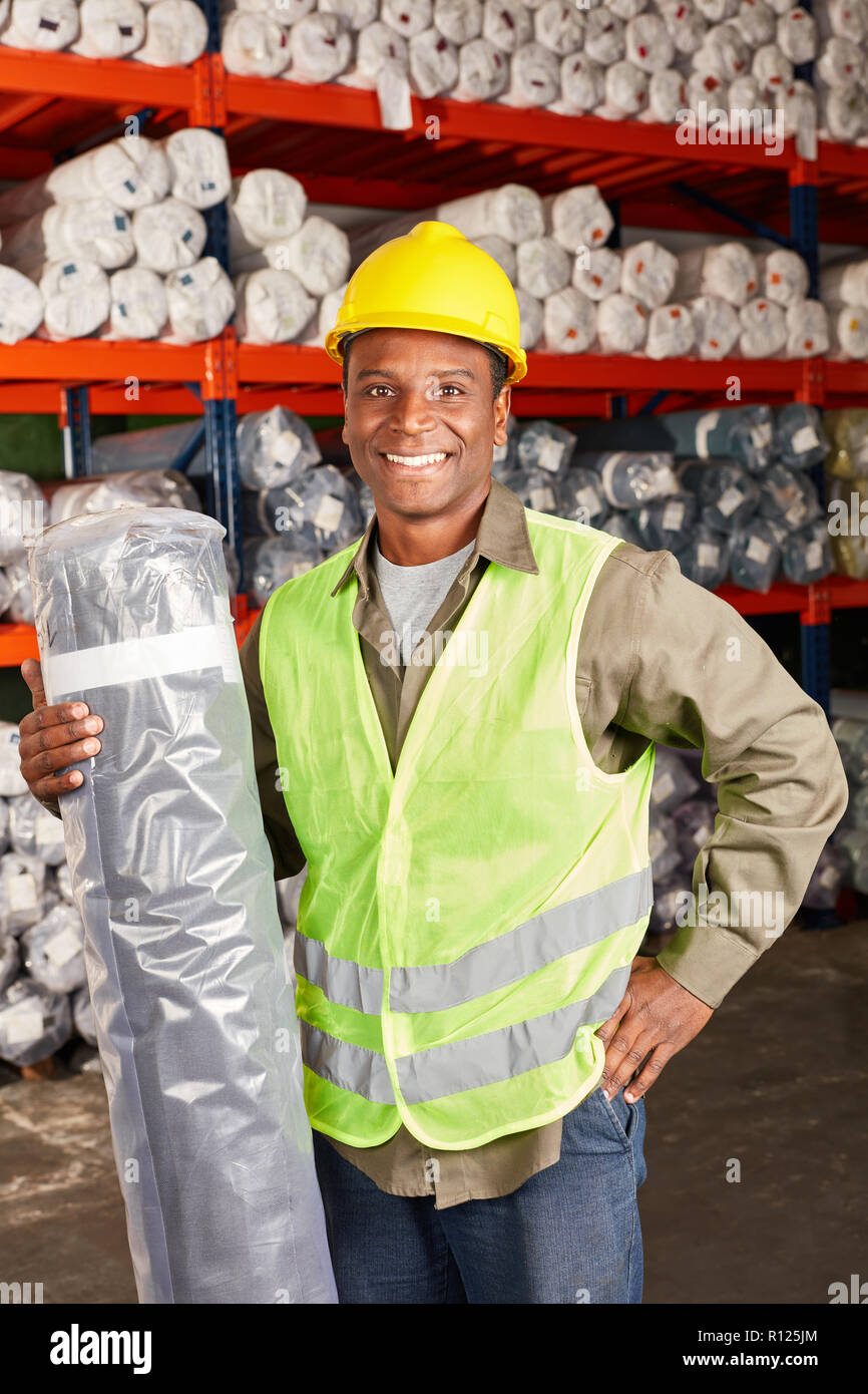 Logistics specialist hi-res stock photography and images - Alamy