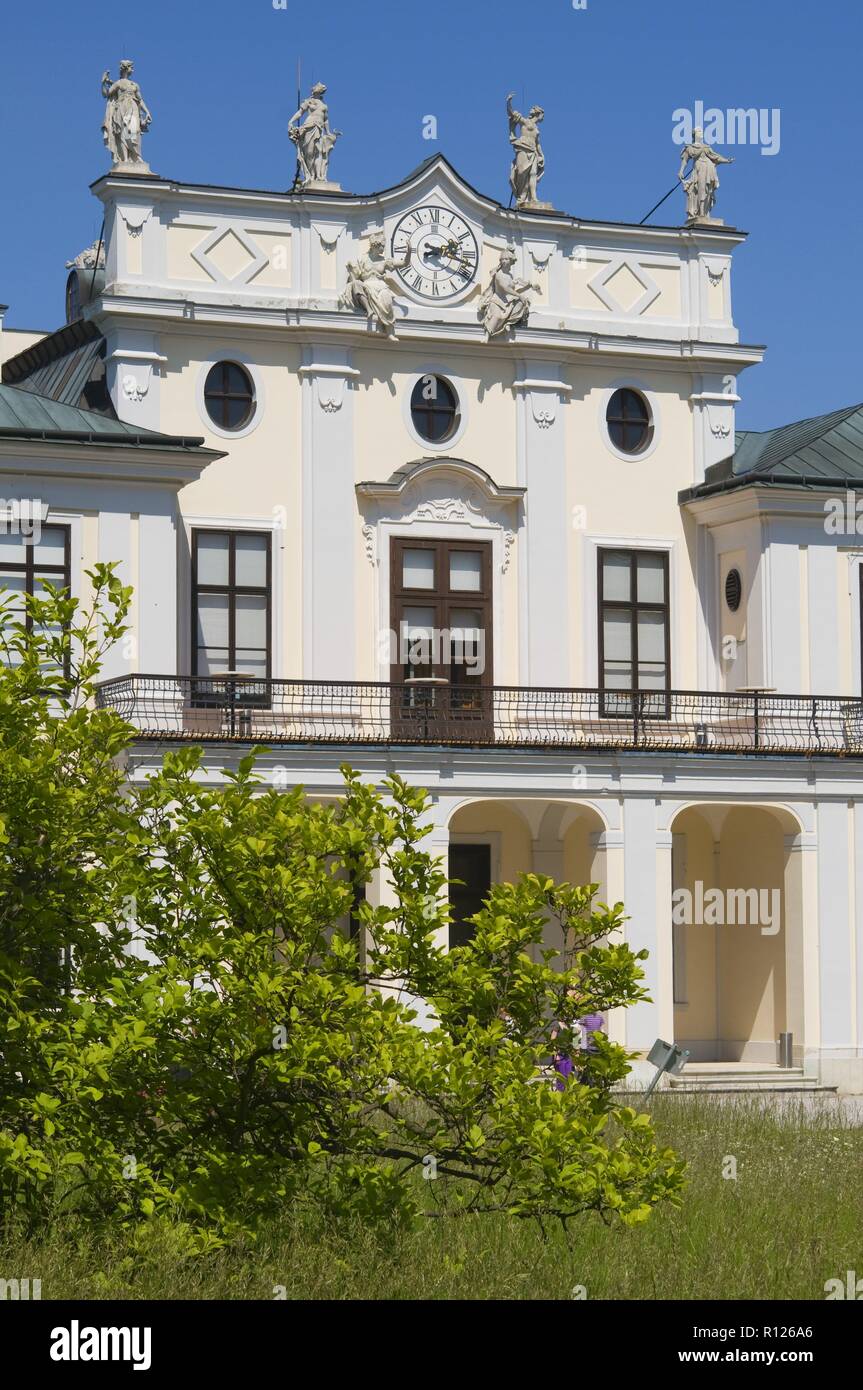 Schloss hetzendorf hi-res stock photography and images - Alamy