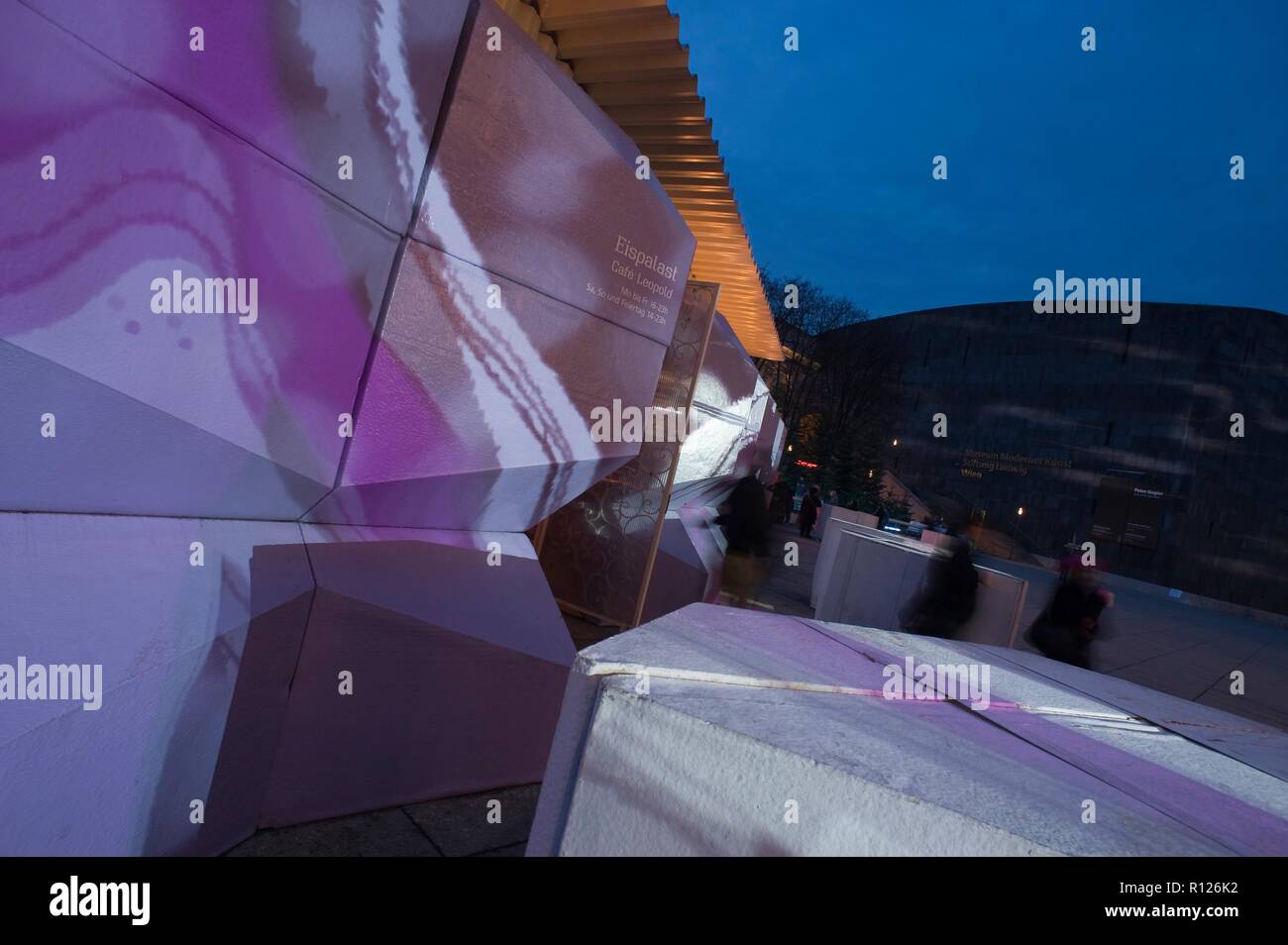 Wien, Weihnachtsmarkt Museumsquartier, 'Winter im MQ' - Vienna ...