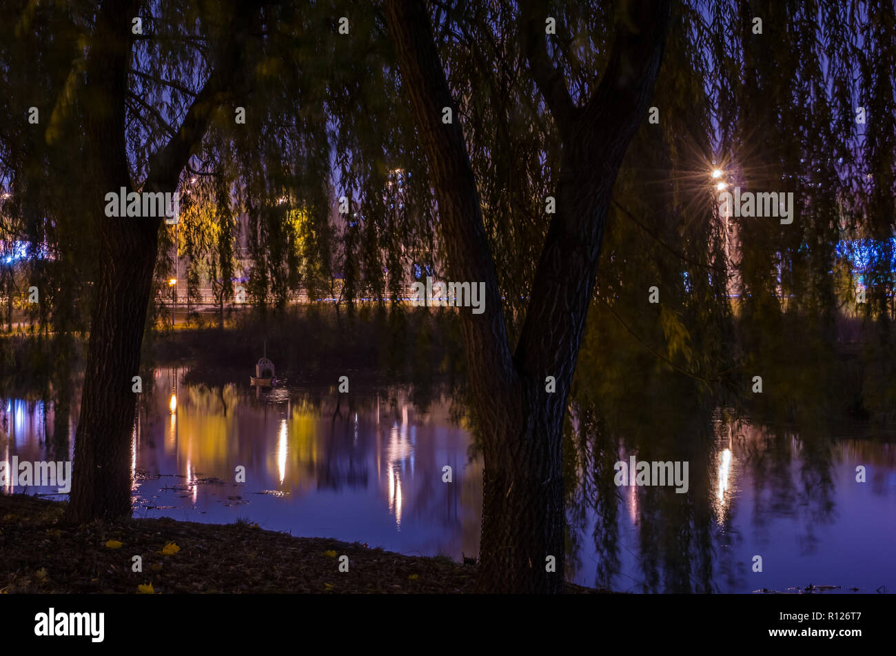 Night landscape view hi-res stock photography and images - Alamy