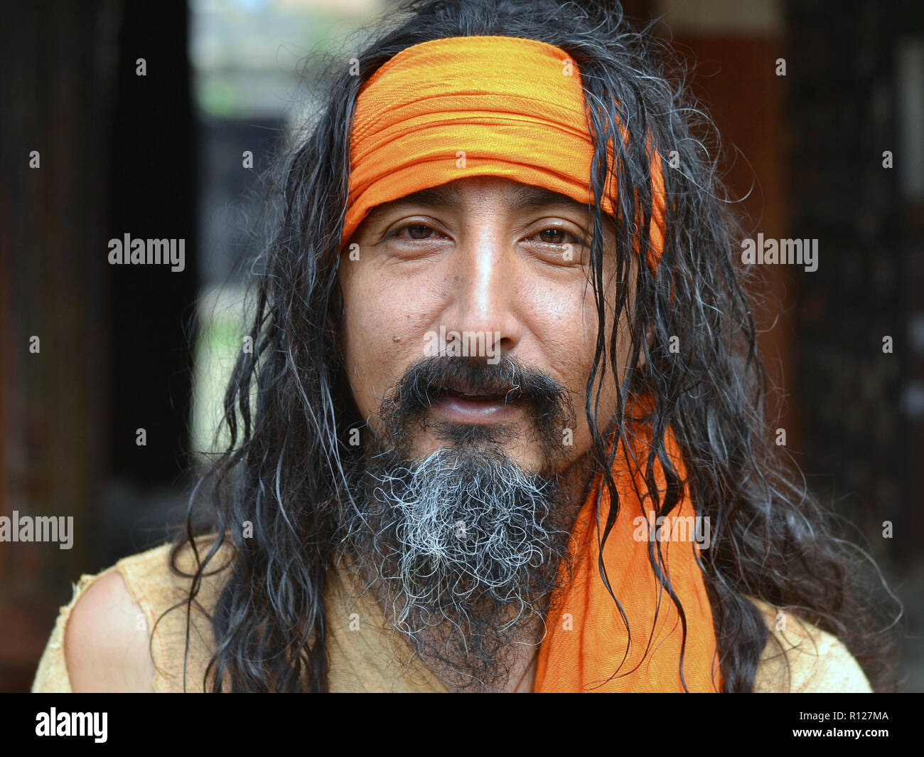 Street yogi hi-res stock photography and images - Alamy