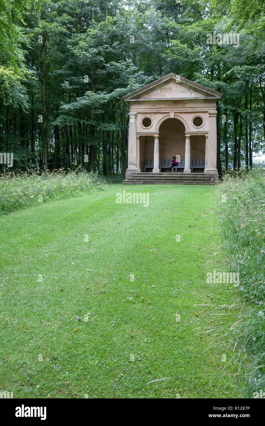 Country gardens yorkshire hi-res stock photography and images - Alamy