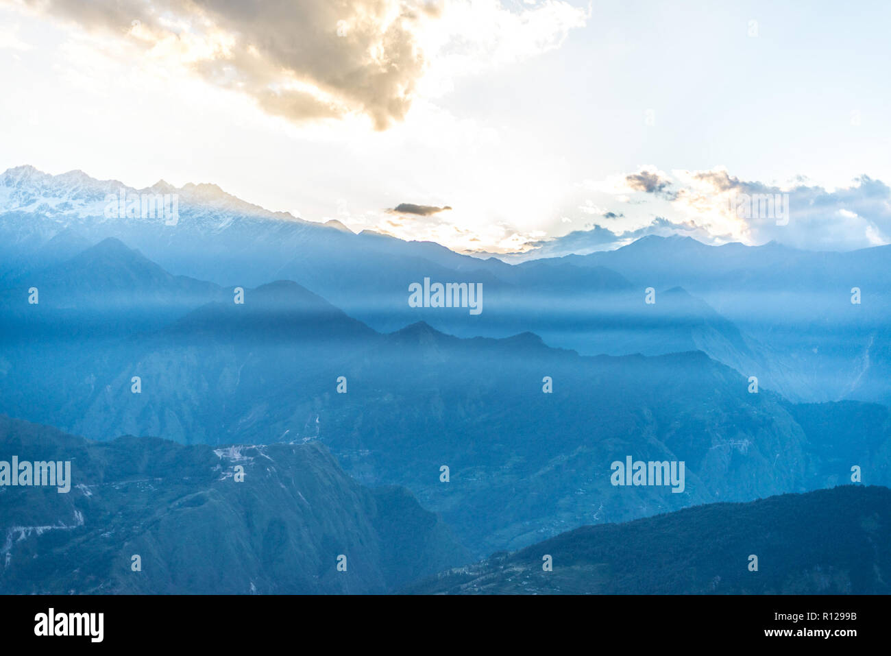 Khaliya top hi-res stock photography and images - Alamy
