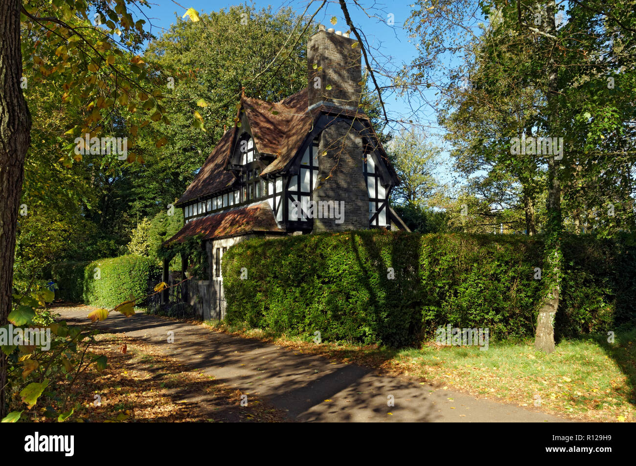Gabalfa Lodge or Park Lodge Grade II listed building dating from 1872/3 ...