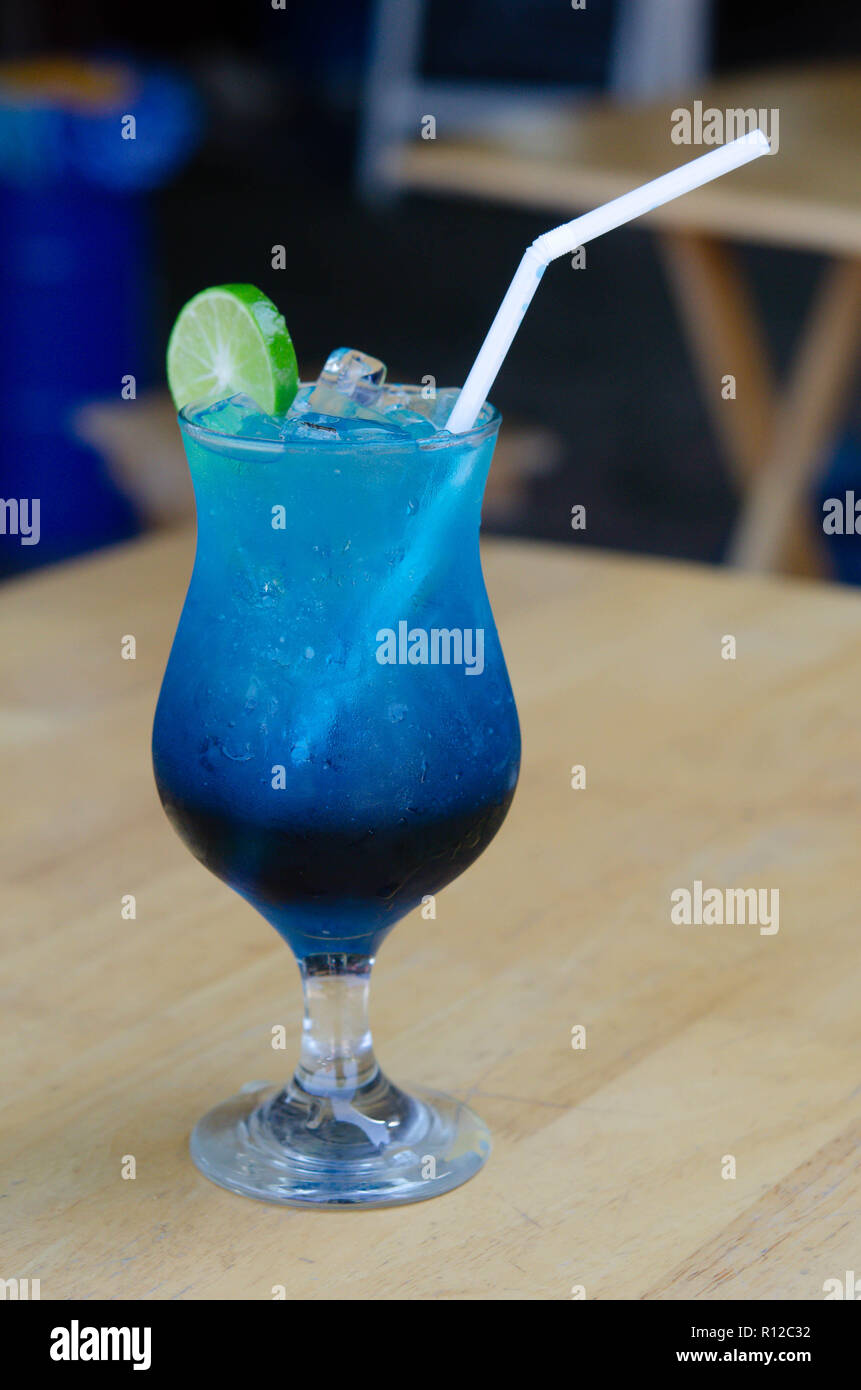 Blue mocktail hi-res stock photography and images - Alamy