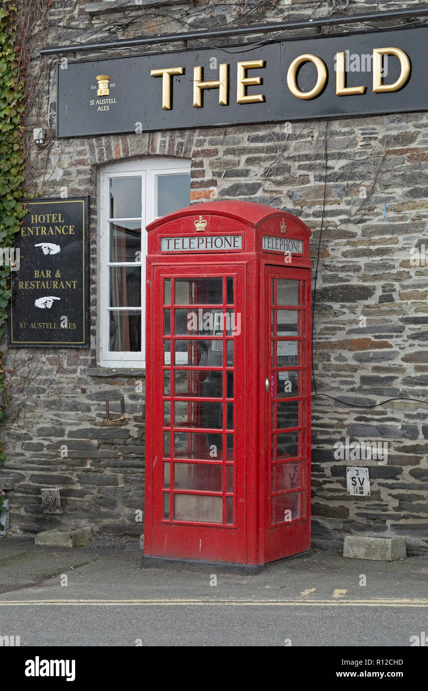 traditional telephone booth, Padstow, Cornwall, England, Great Britain ...