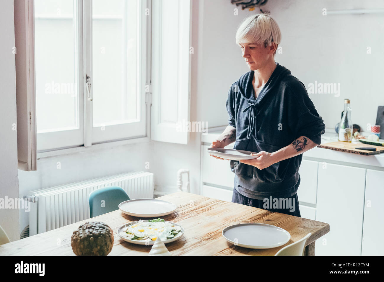 Table setting two person hi-res stock photography and images - Alamy