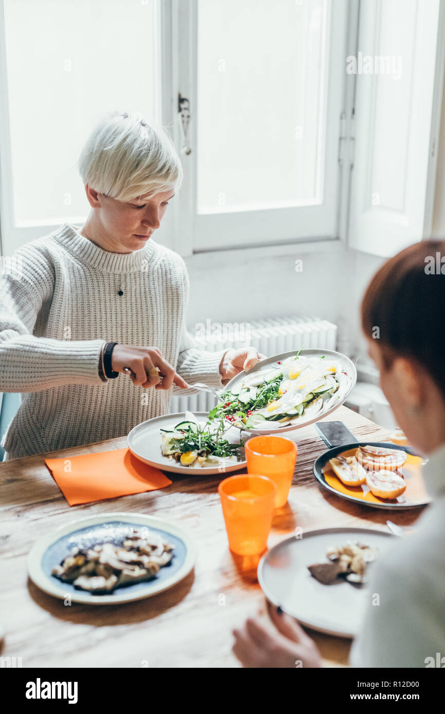 Girlfriends home hi-res stock photography and images - Alamy