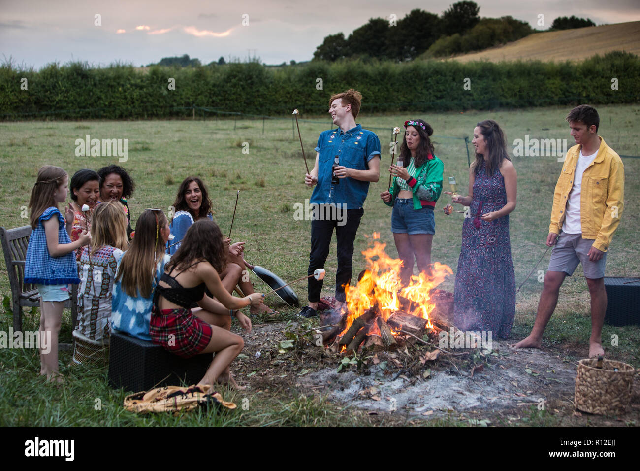 Eleven friends hi-res stock photography and images - Alamy