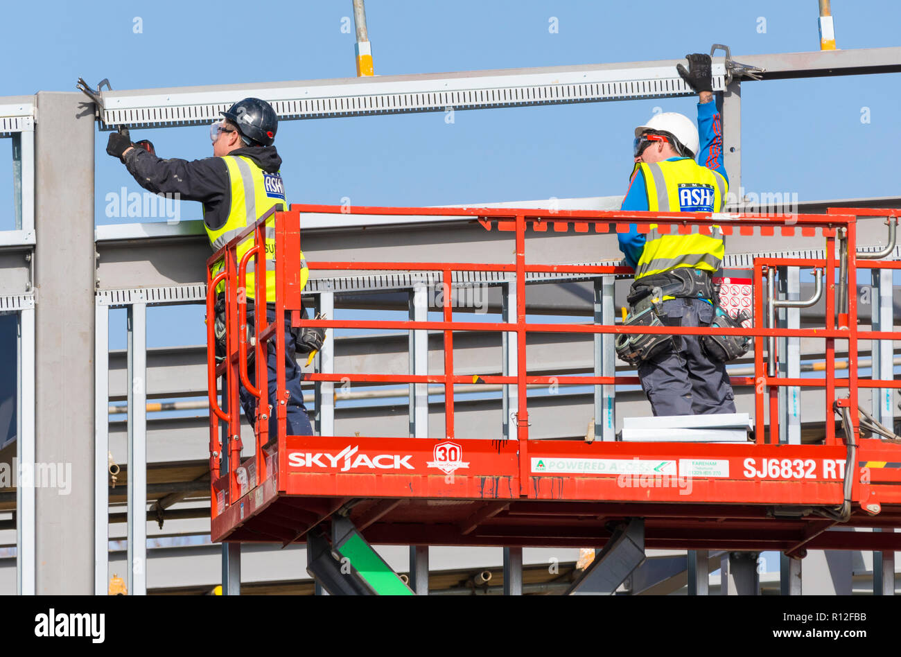 Skyjack cherry picker hi-res stock photography and images - Alamy
