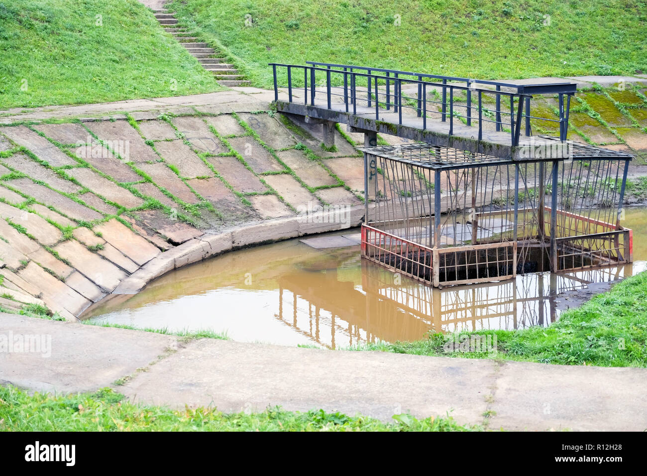 Raw Sewage Stock Photos & Raw Sewage Stock Images - Alamy
