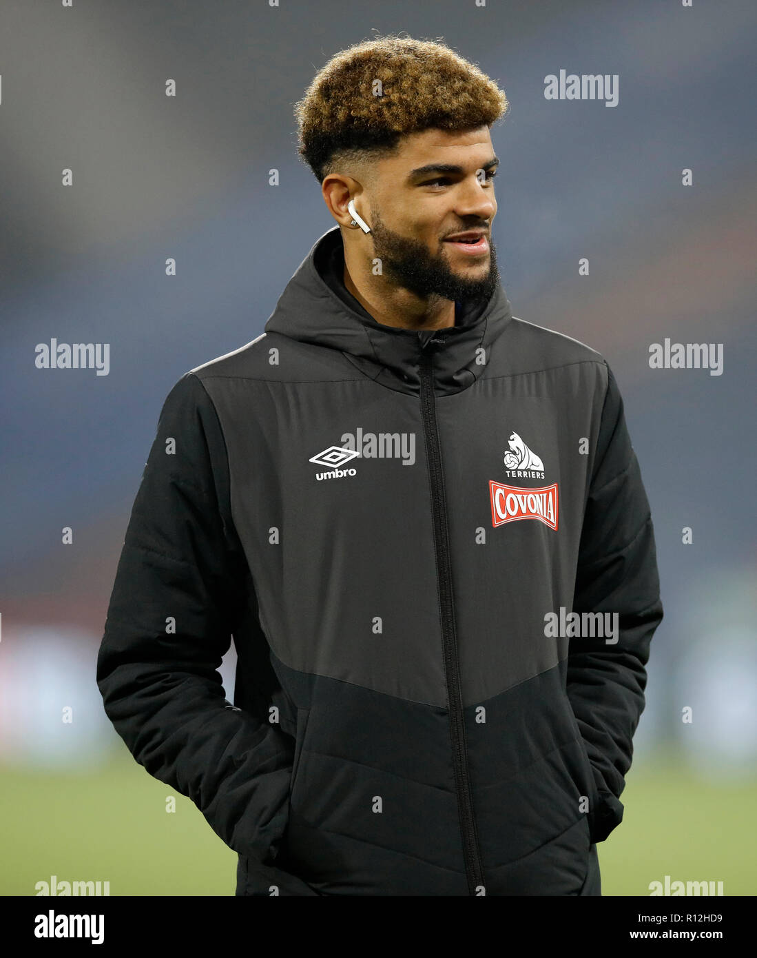 Huddersfield Town's Philip Billing on the pitch before the Premier ...