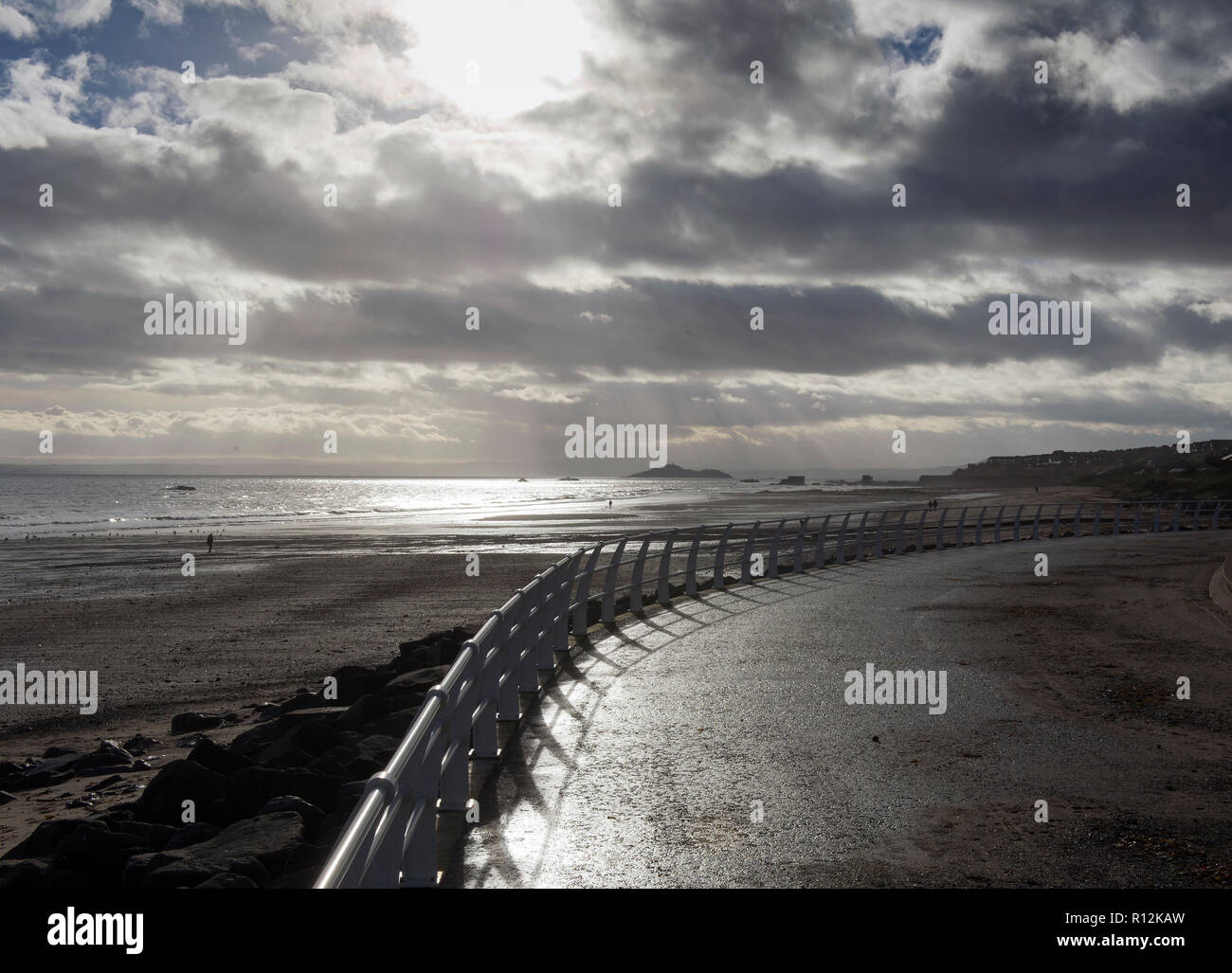 Seafield beach and Kirkcaldy seafront, Kirkcaldy, Scotland Stock Photo ...