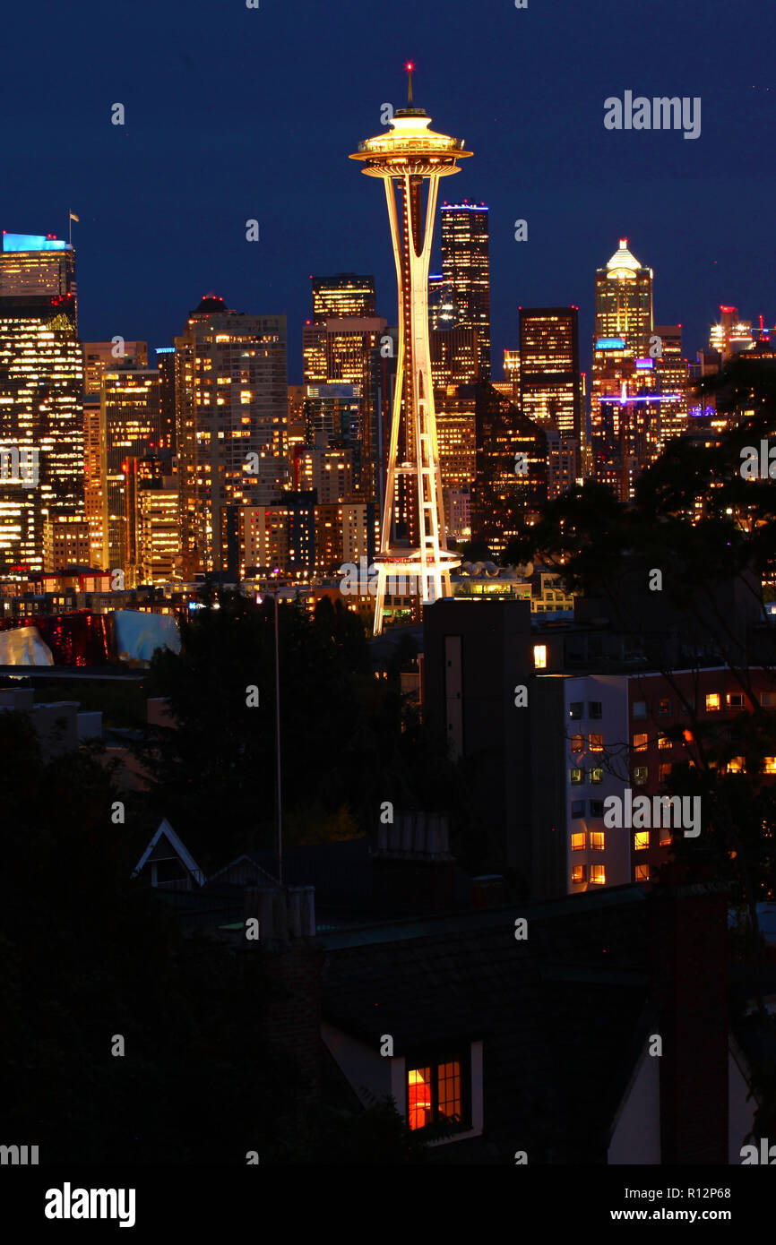 A Vertical Seattle, Washington skyline at night Stock Photo - Alamy