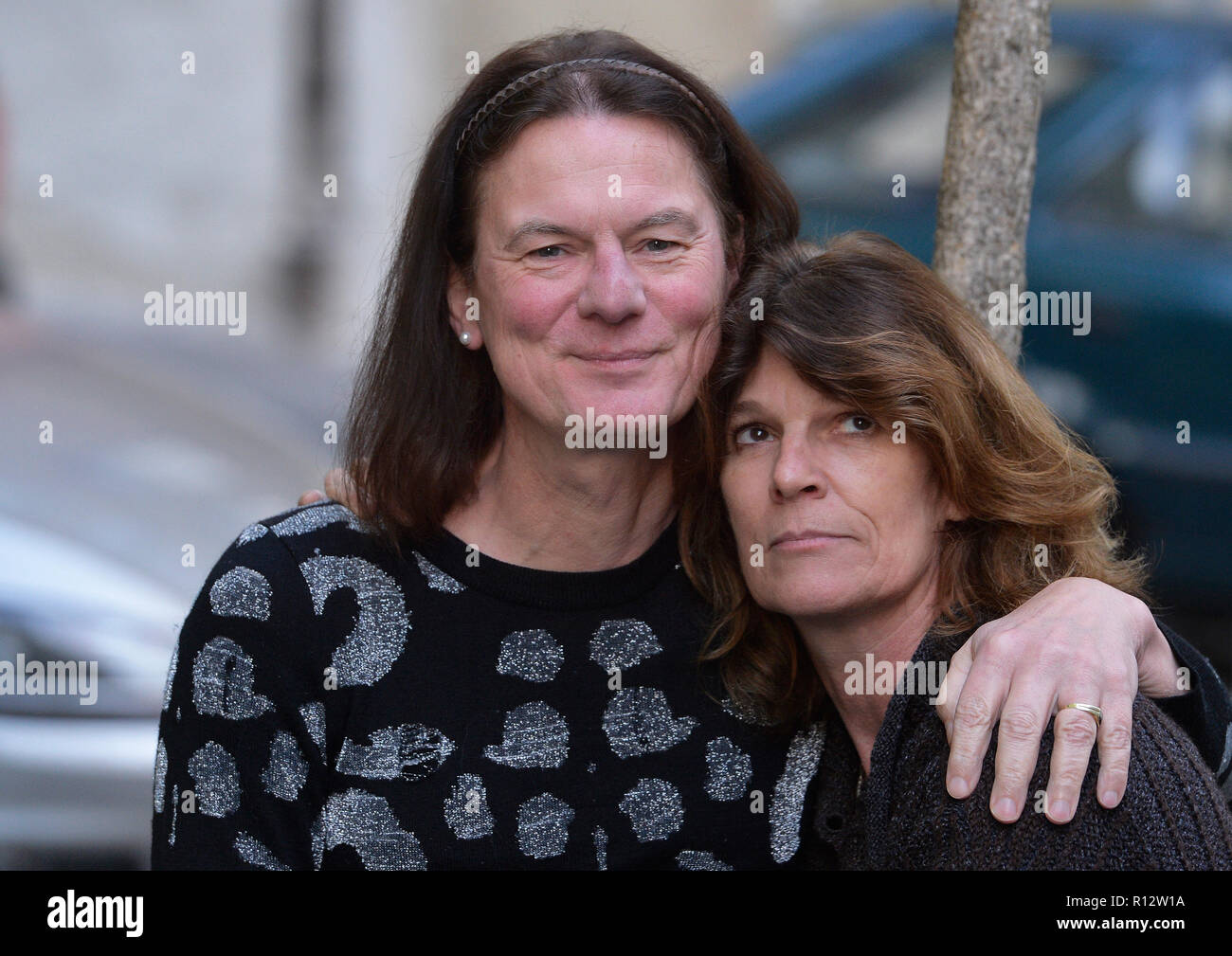 Prague, Czech Republic. 08th Nov, 2018. Actresses L-R Hanna Hofmann and ...