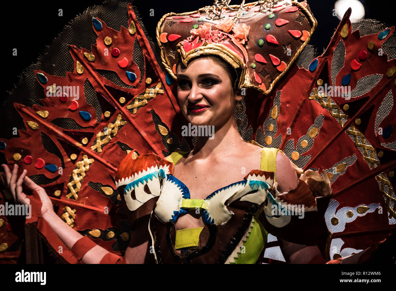 Lebanese fashion hi-res stock photography and images - Alamy